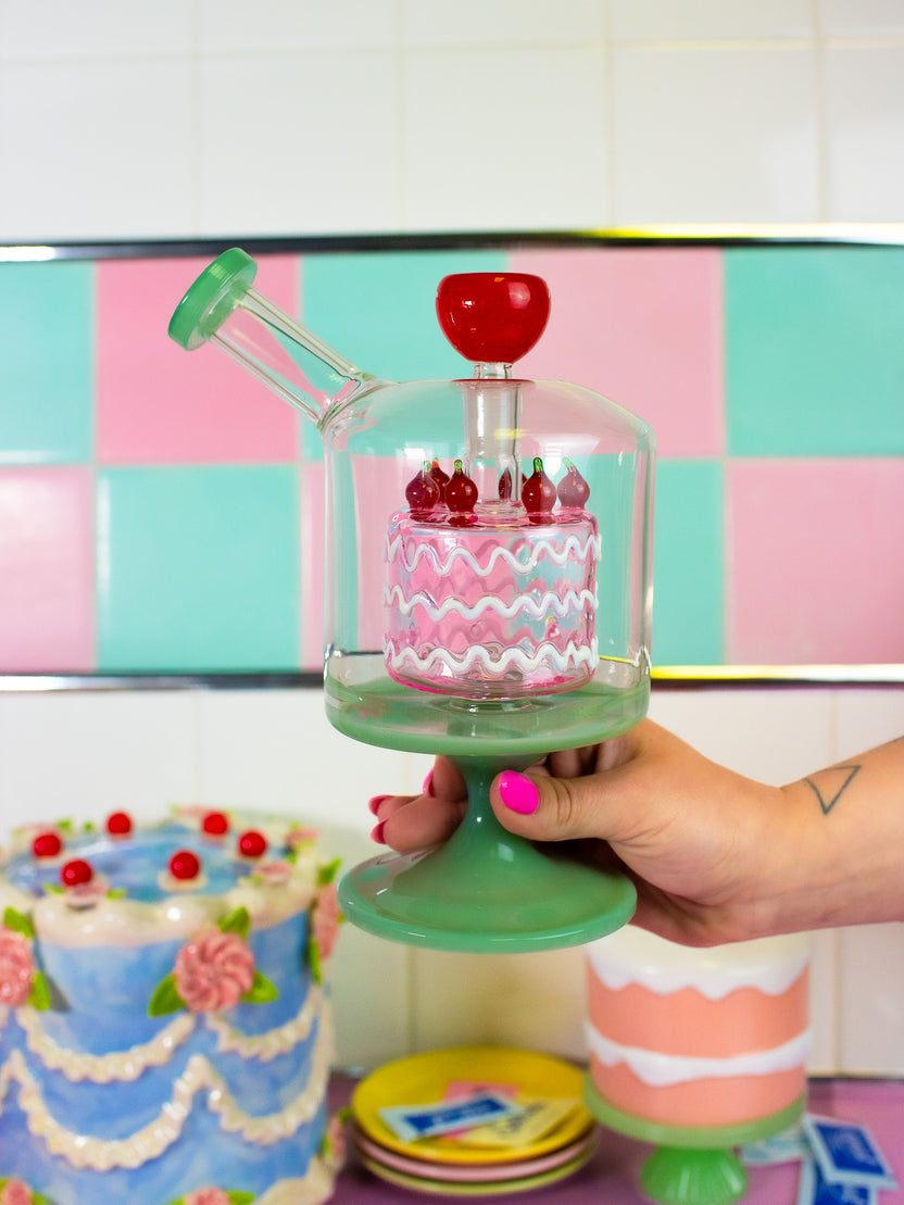 Cake Bong – Shop Burning Love