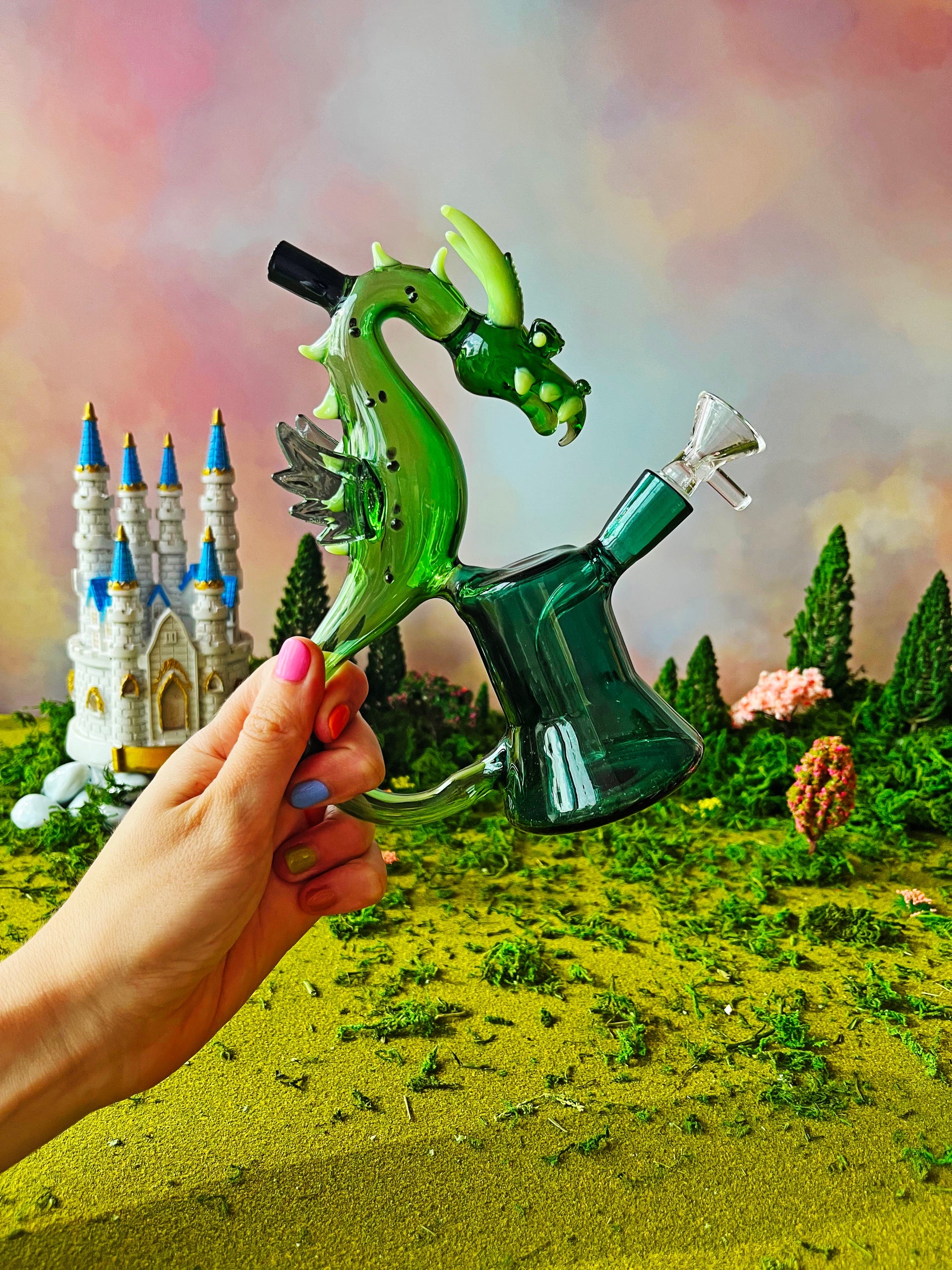 Puff the Magic Dragon Bong – Shop Burning Love