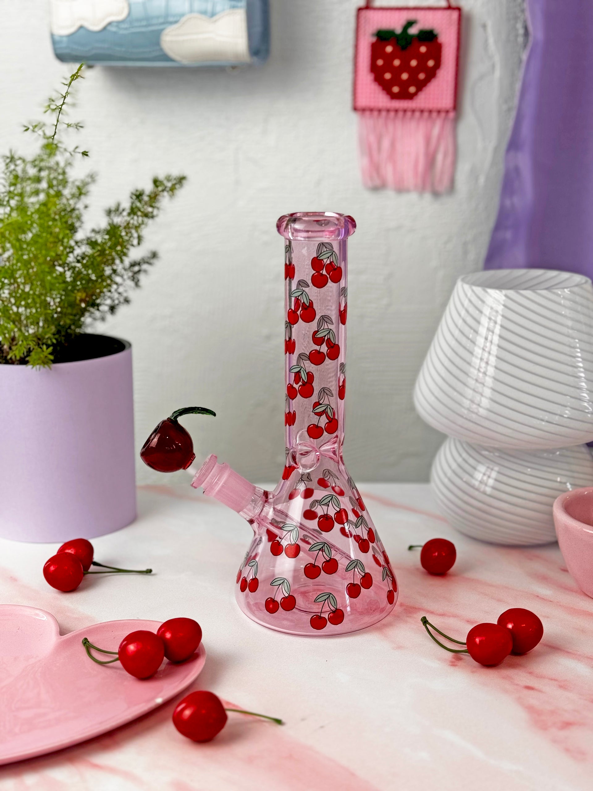 Cherry Beaker Bong – Shop Burning Love