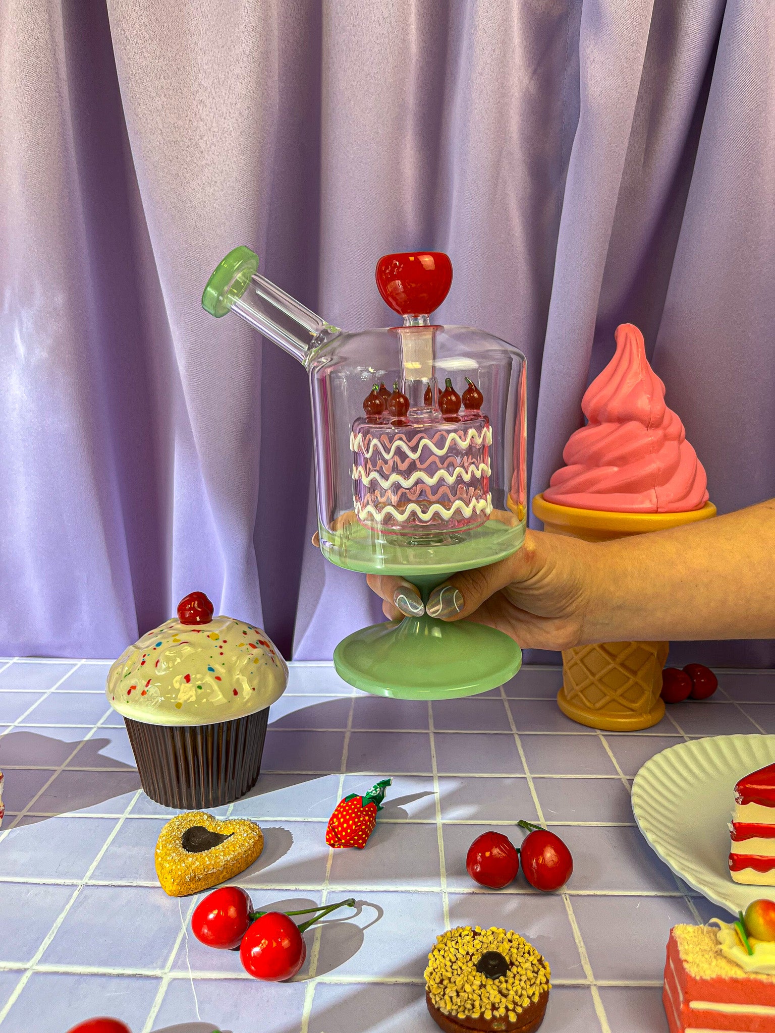 Cake Bong – Shop Burning Love