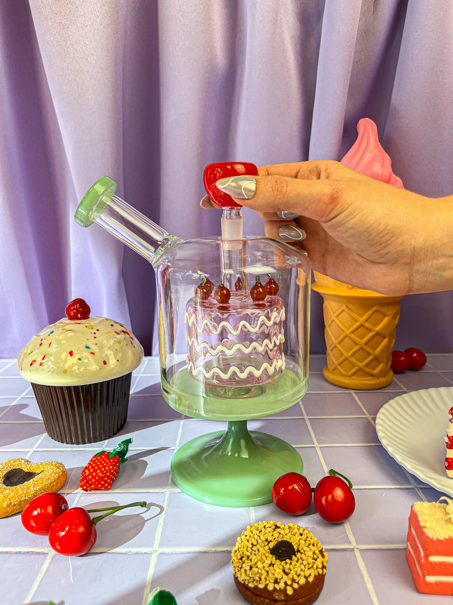 Cake Bong – Shop Burning Love