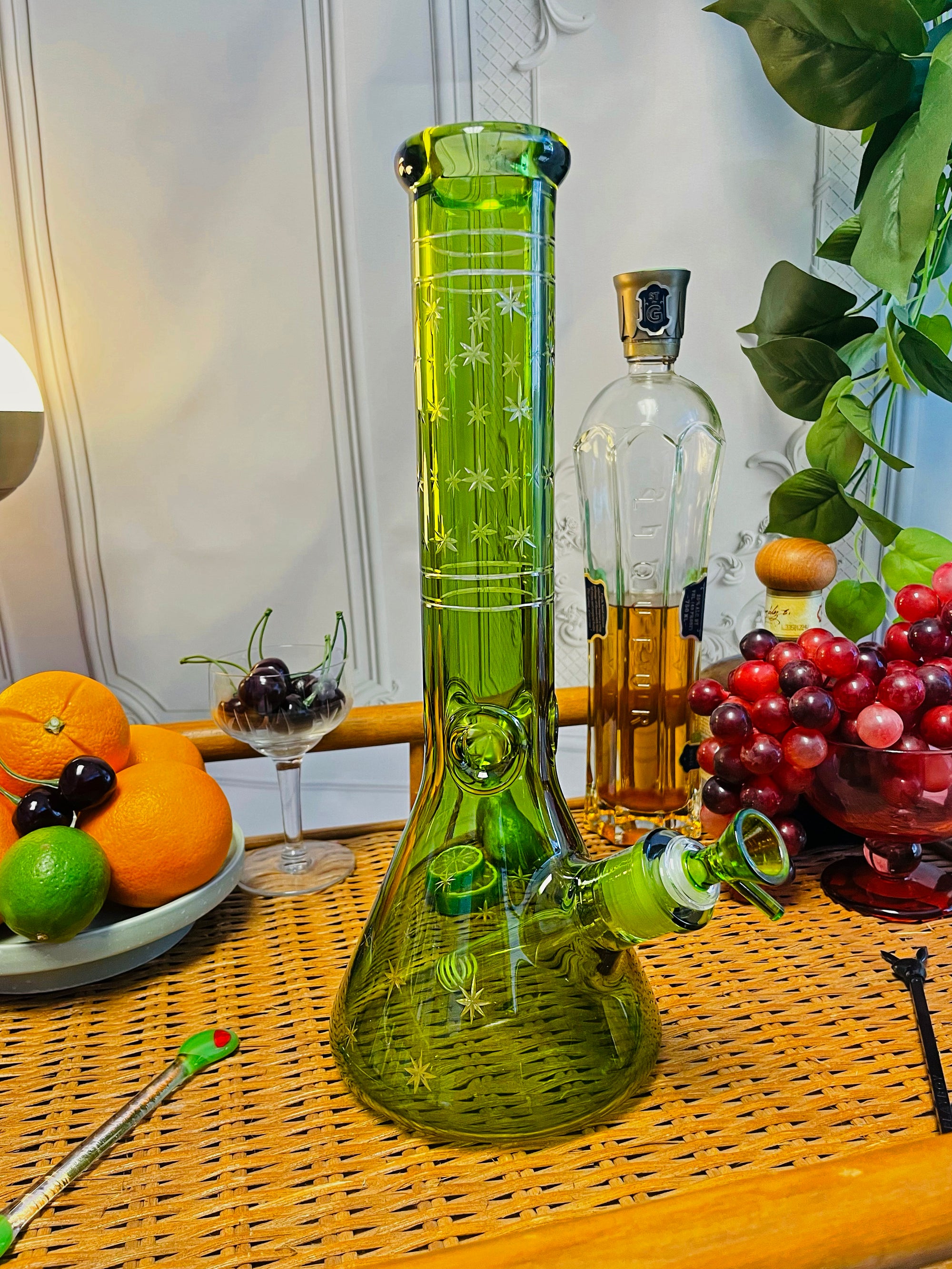 Starburst Bong- Green – Shop Burning Love