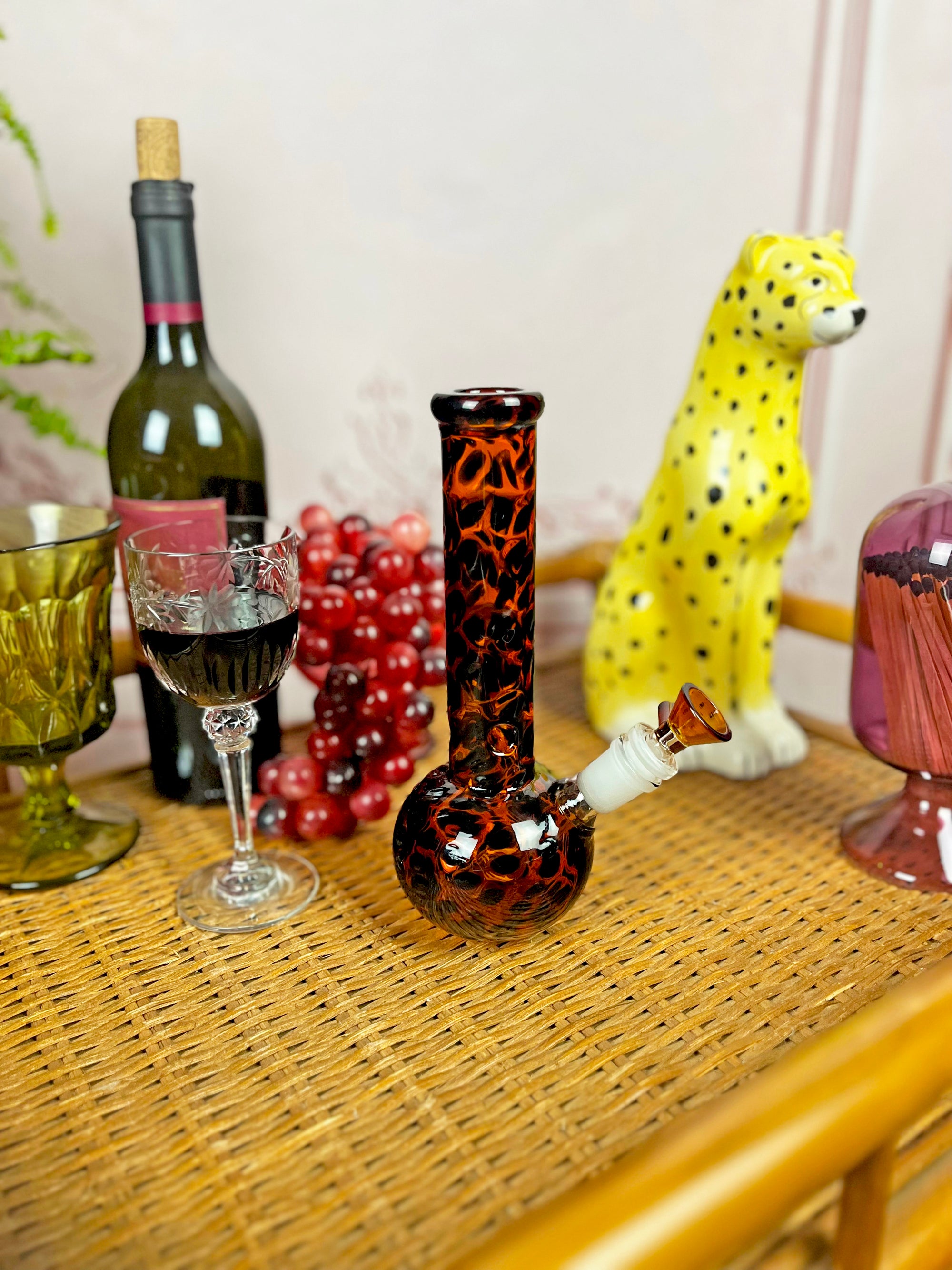 Tortoise Shell Bong – Shop Burning Love