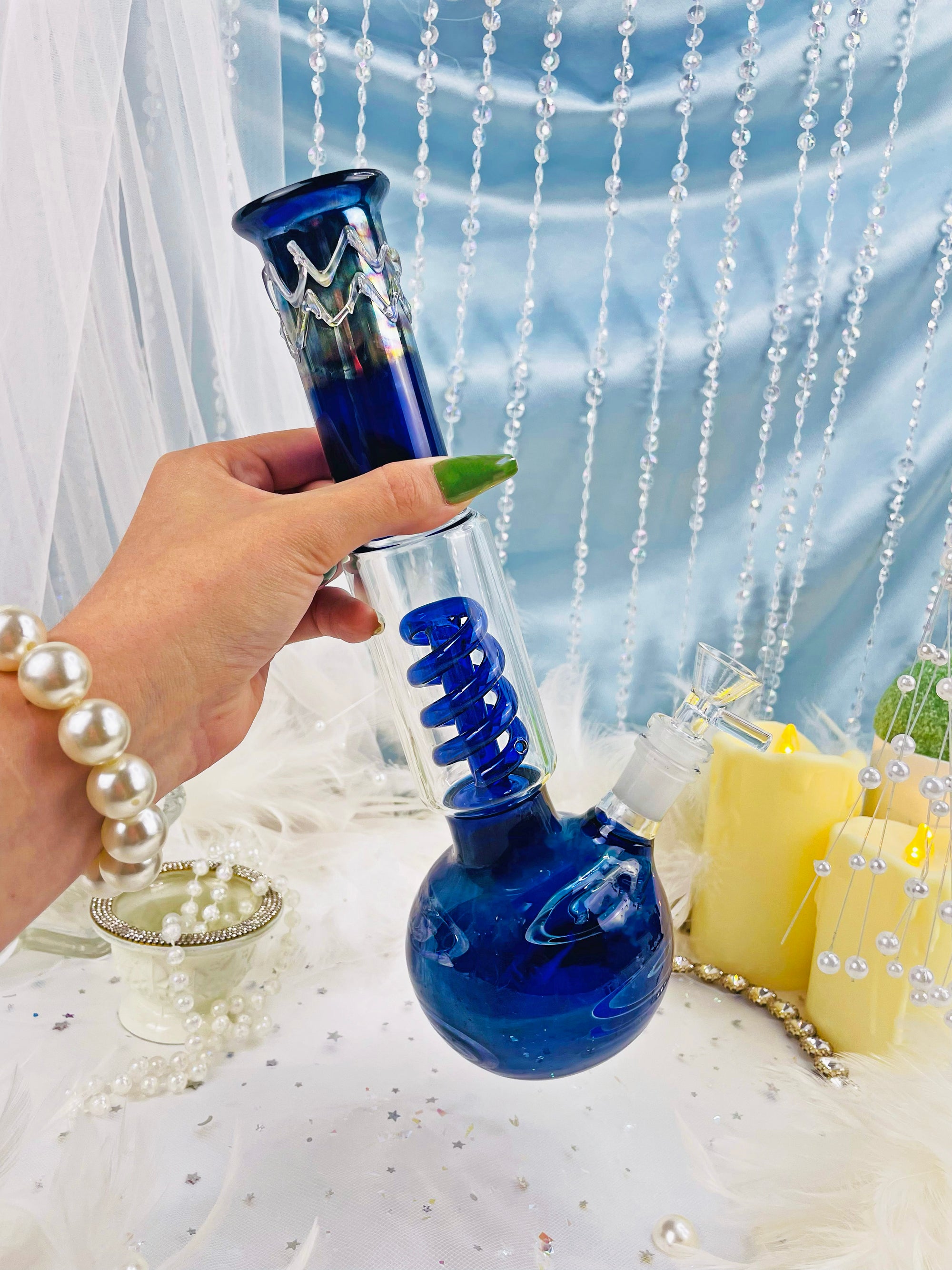 Heavenly Swirl Bong- Blue – Shop Burning Love