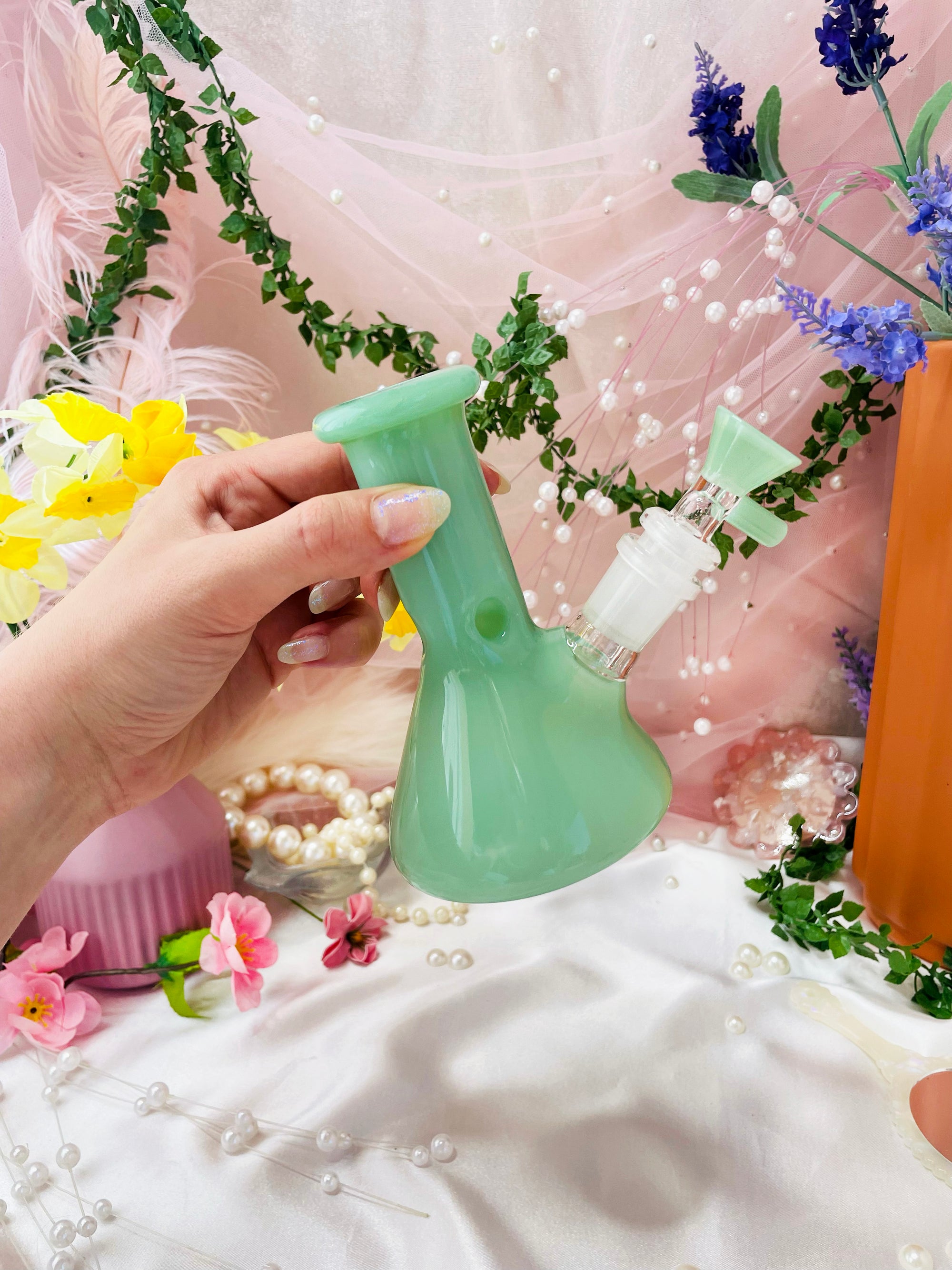 Baby Jade Mini Bong – Shop Burning Love