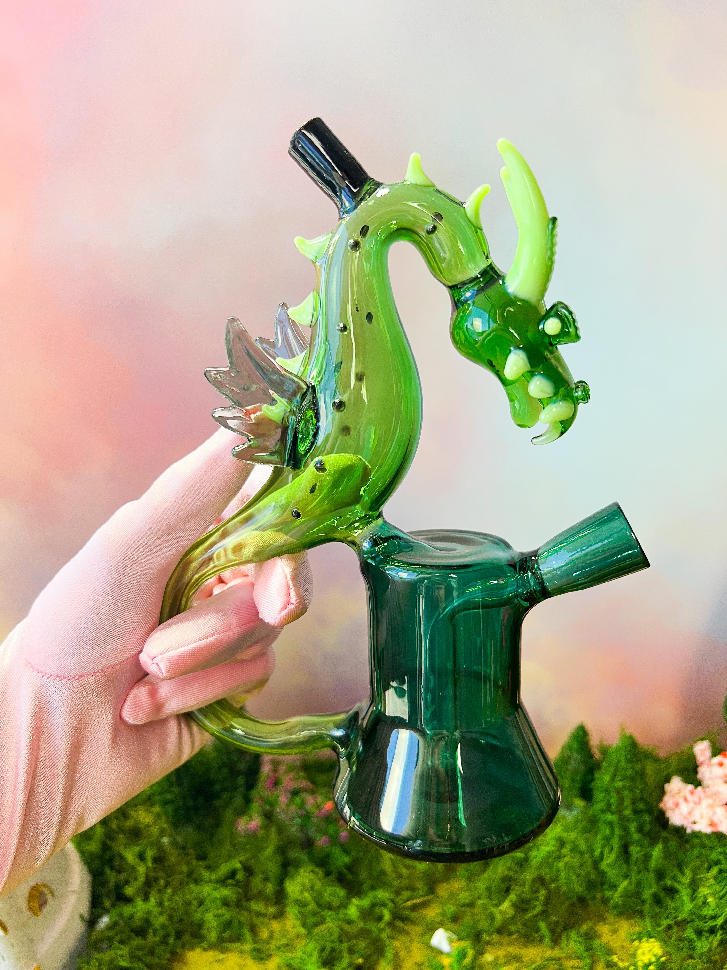 Puff the Magic Dragon Bong – Shop Burning Love