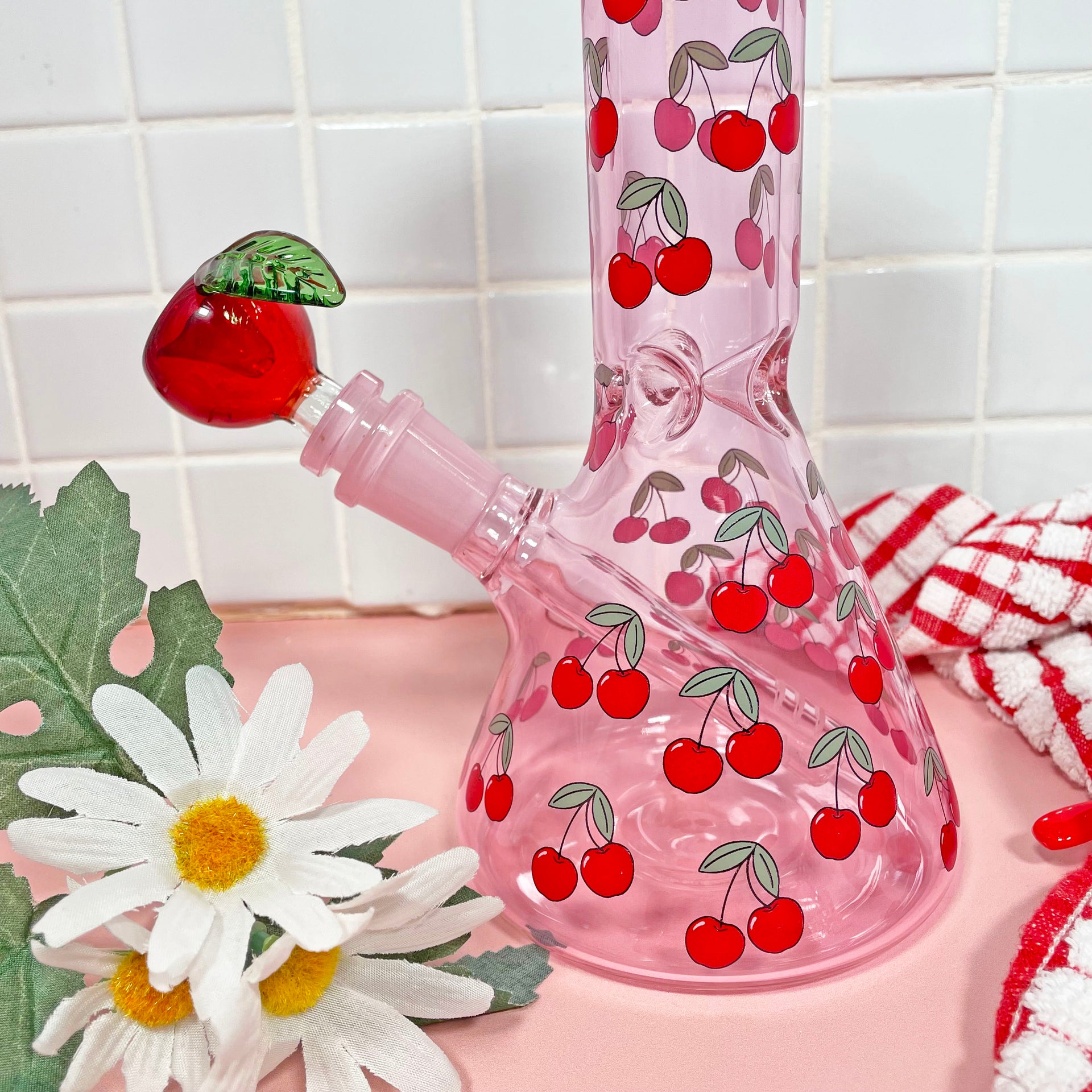 Cherry Beaker Bong – Shop Burning Love